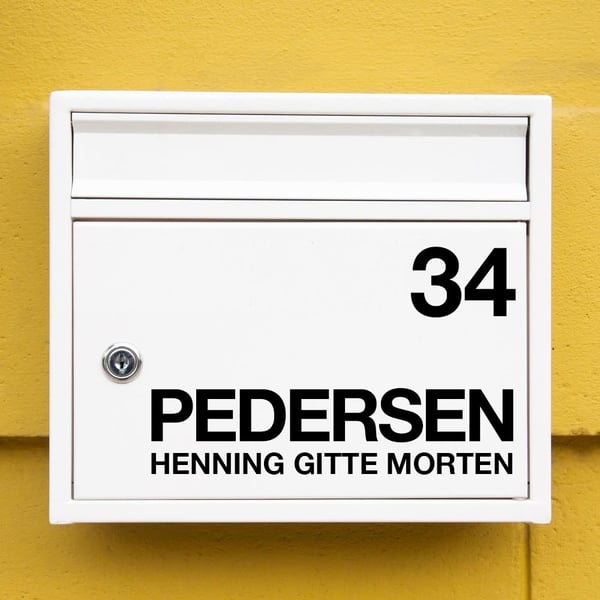 #2 Navn postkassesticker